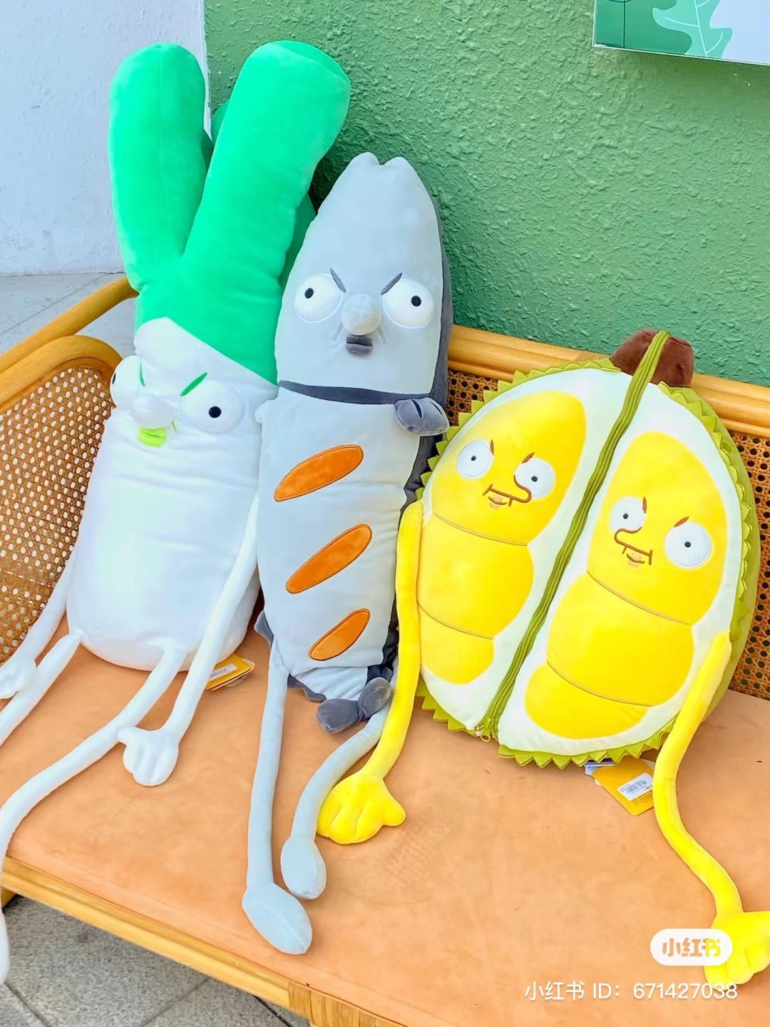 “Ugly gift” trend goes viral on Qixi festival | Dao Insights