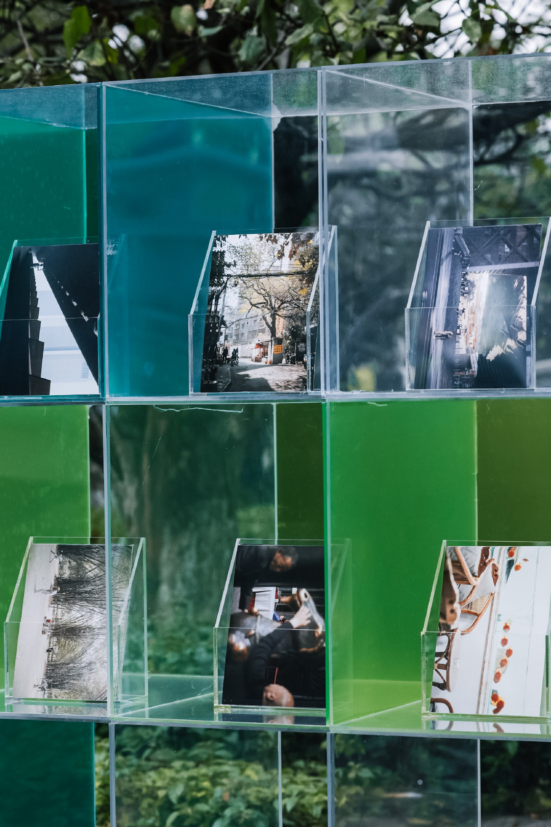 COS hosts Chengdu-inspired teahouse fashion event | Dao Insights