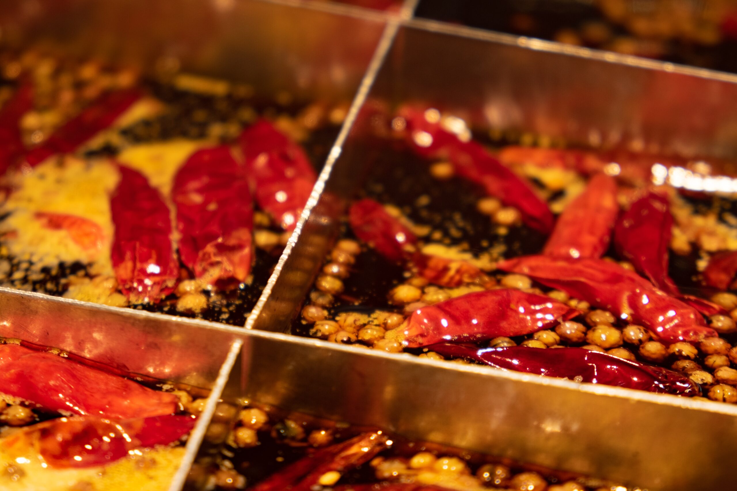 Hot pot chain Haidilao heats up university dining with campus branches