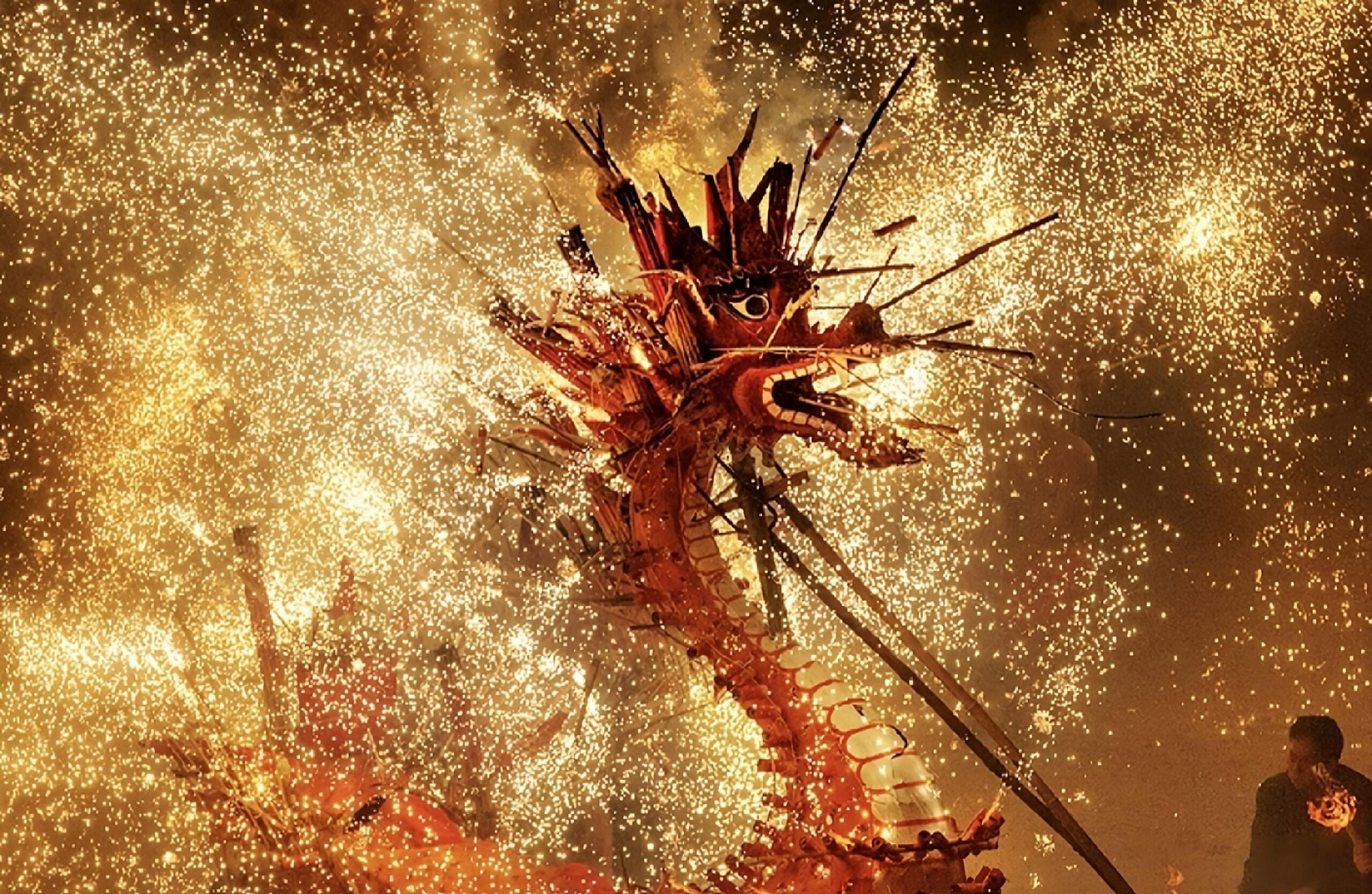 Chagee, ELLE and Gong Jun to honour traditional firework dragon