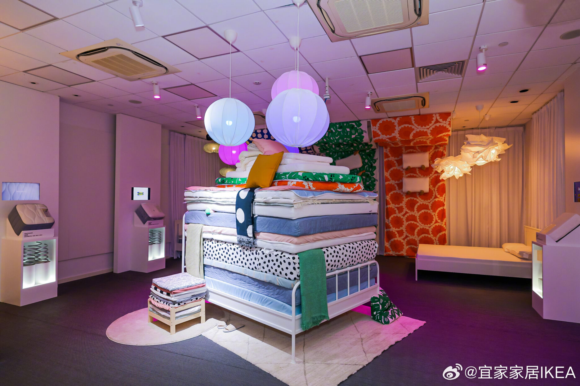 IKEA hosts Shanghai pyjama party after breaking world record