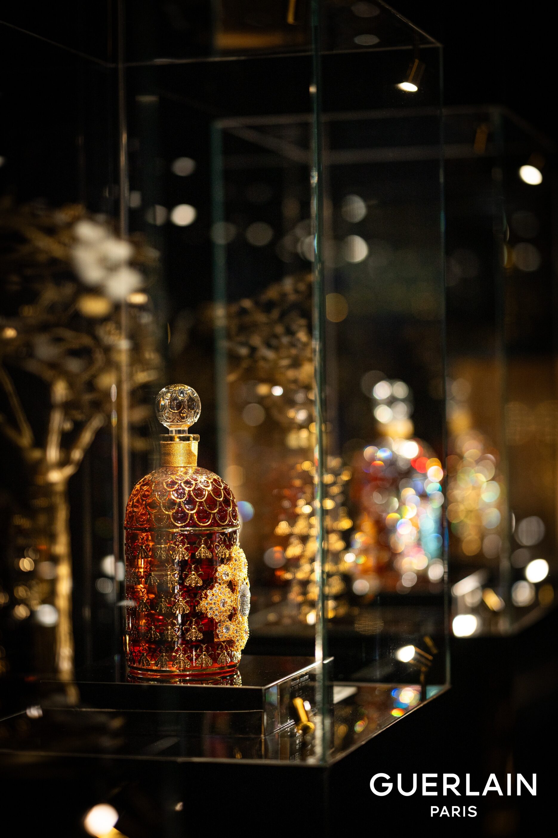Guerlain holds its largest fragrance exhibition in Shanghai