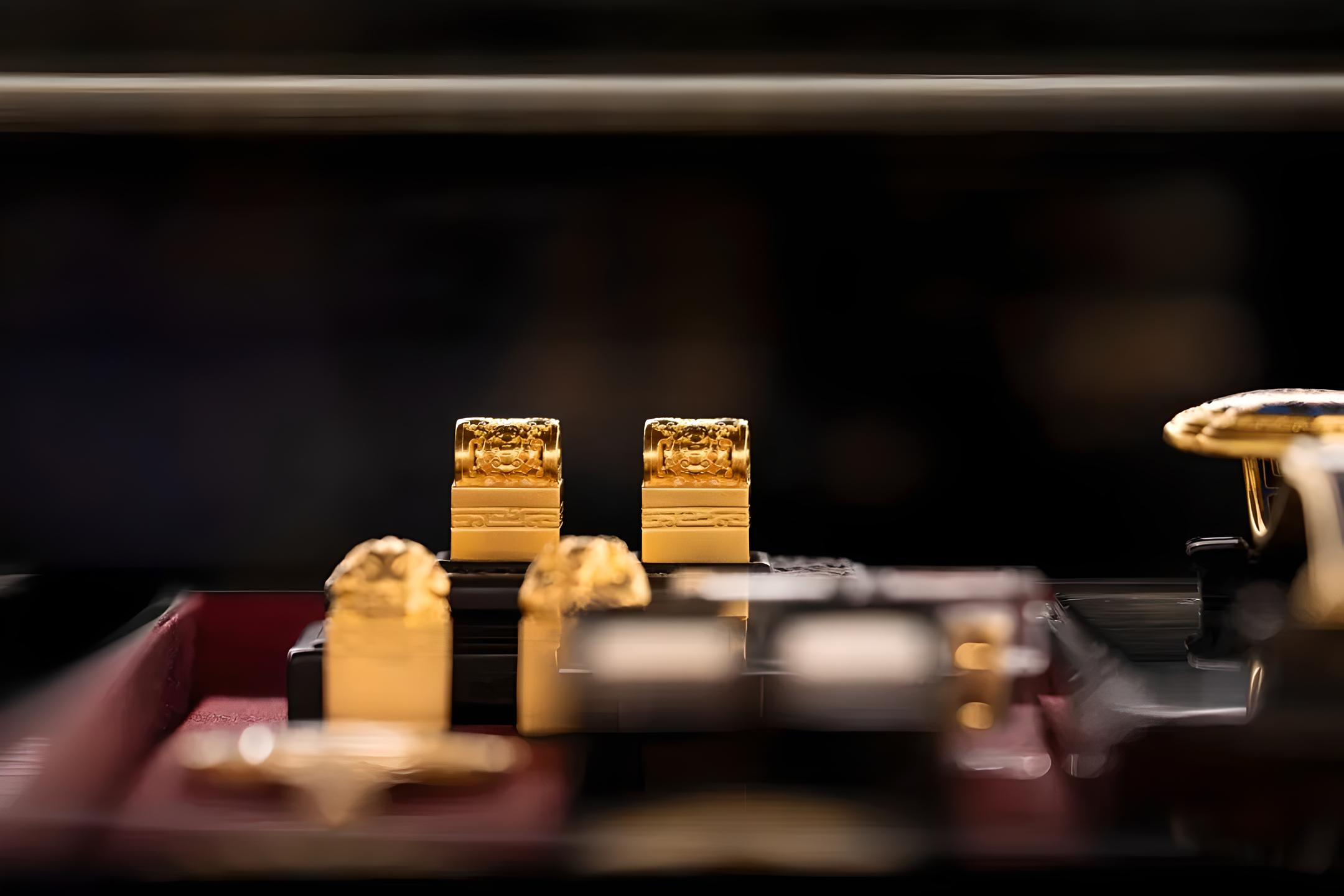 Laopu Gold announces share placement to raise 2.7 billion HKD