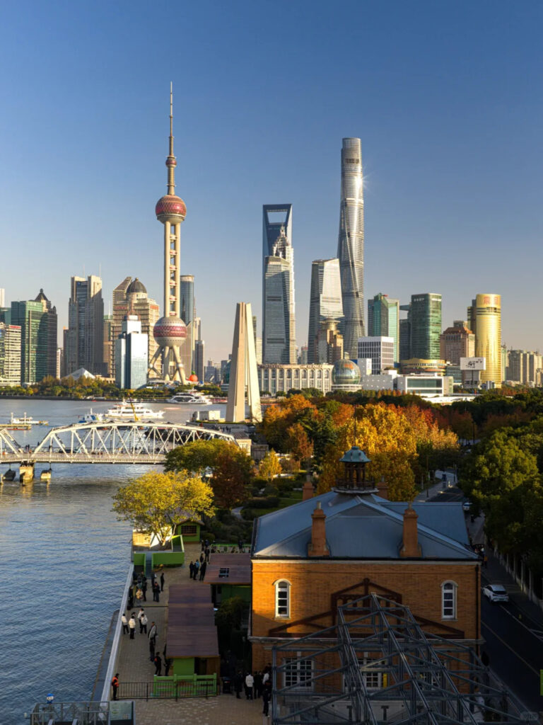 Longchamp opens ice rink on Shanghai’s Bund