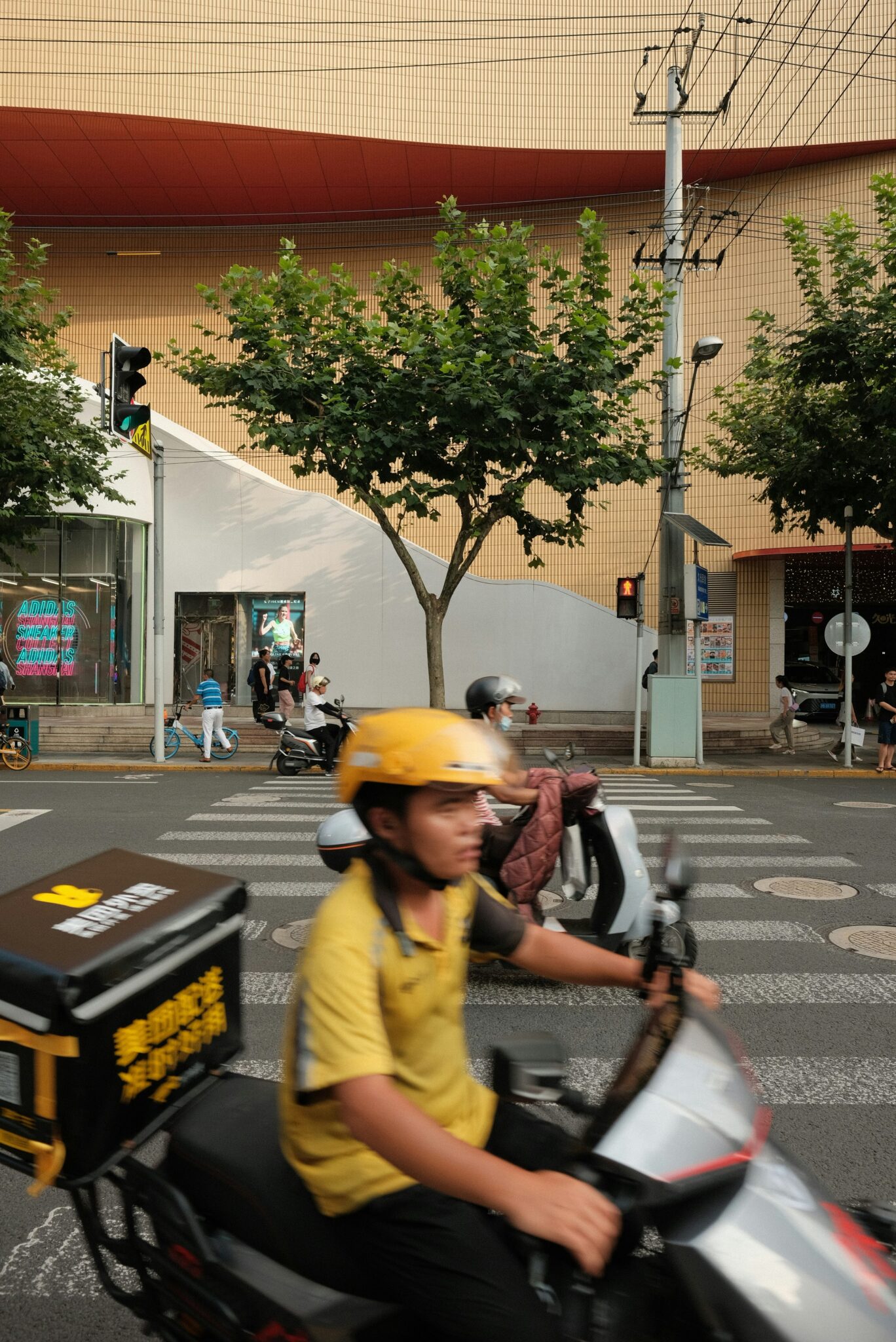 Meituan expands platform to include car sales for local-life push